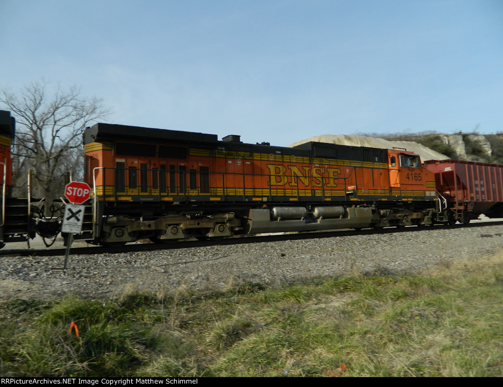 BNSF 4165